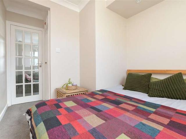 1 Bedroom Ground Flat