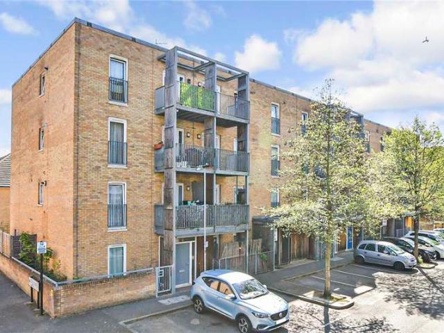 1 Bedroom Ground Flat
