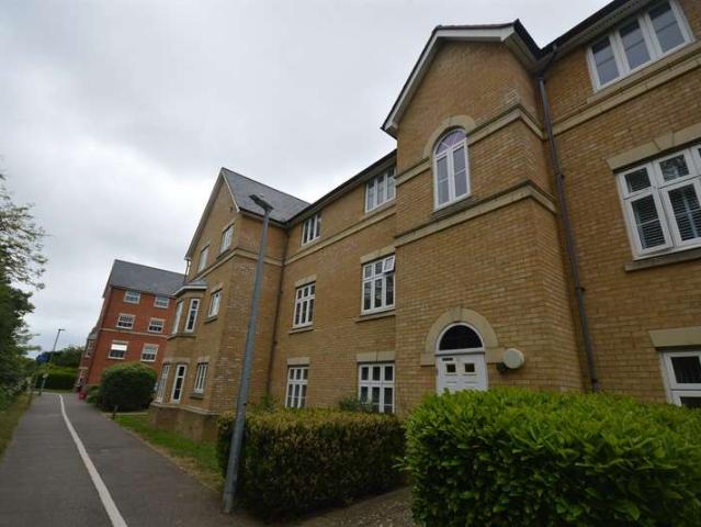 1 Bedroom Ground Flat