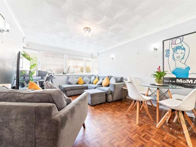 1 Bedroom Ground Flat