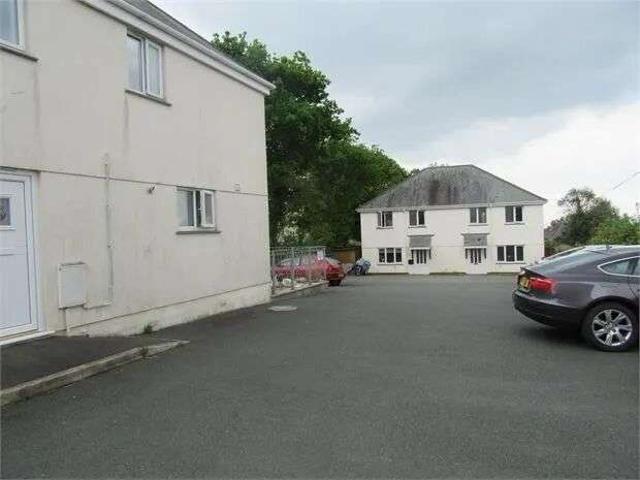 1 Bedroom Ground Flat