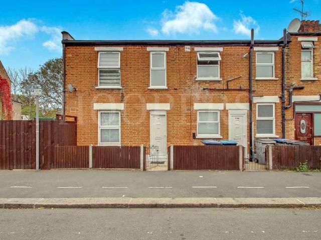 1 Bedroom Ground Flat