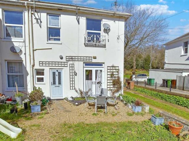 1 Bedroom Ground Flat