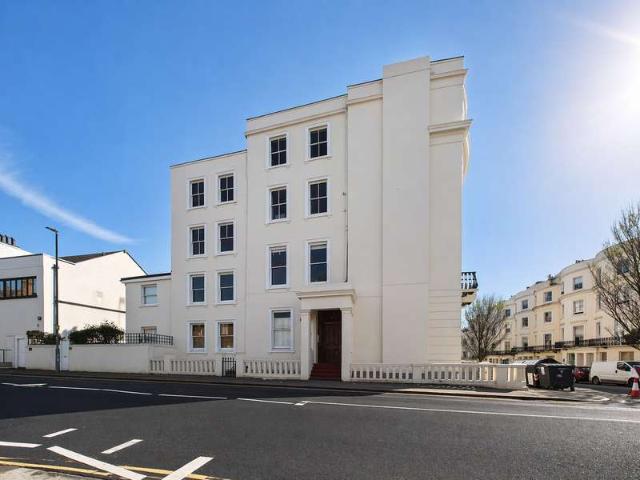 1 Bedroom Ground Flat