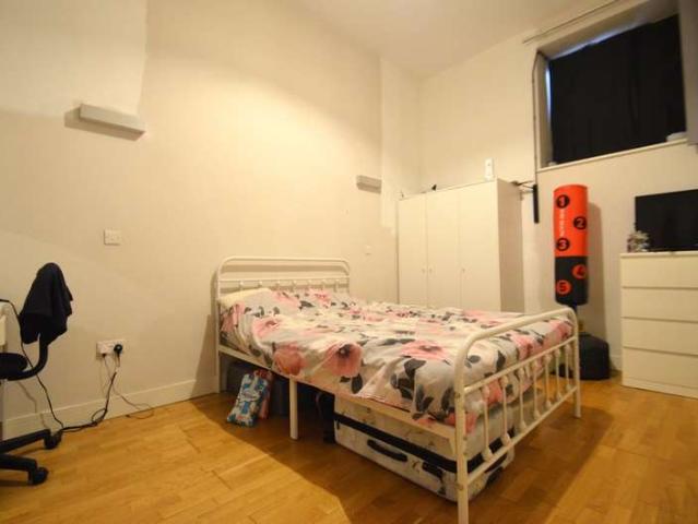 1 Bedroom Ground Flat