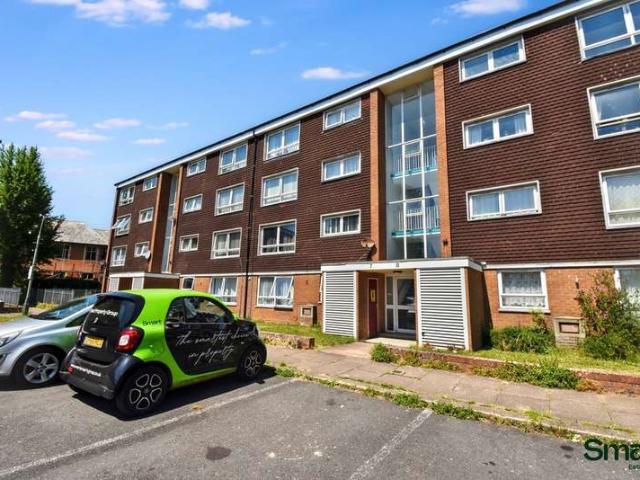 1 Bedroom Ground Flat