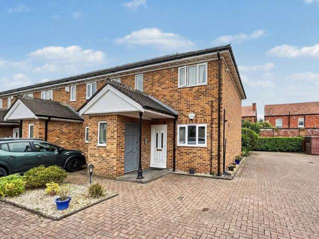 1 Bedroom Ground Flat