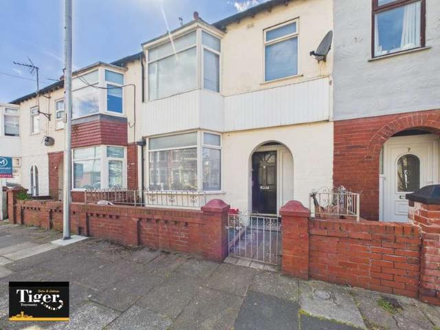 1 Bedroom Ground Flat