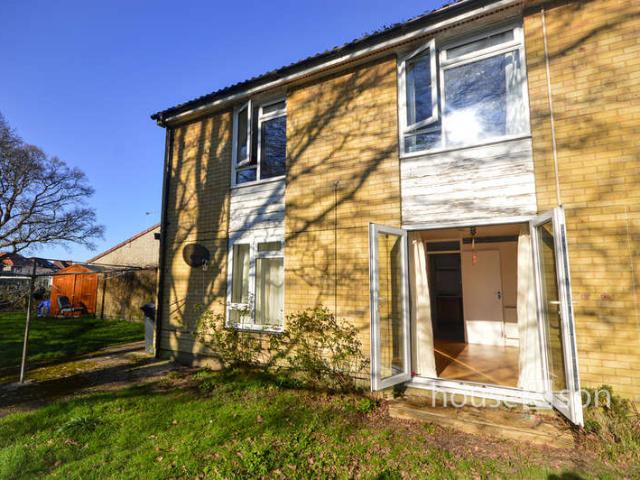 1 Bedroom Ground Flat