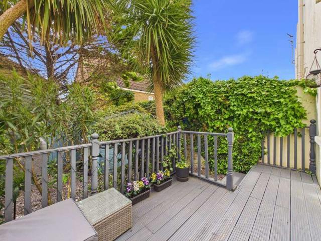 1 Bedroom Ground Flat