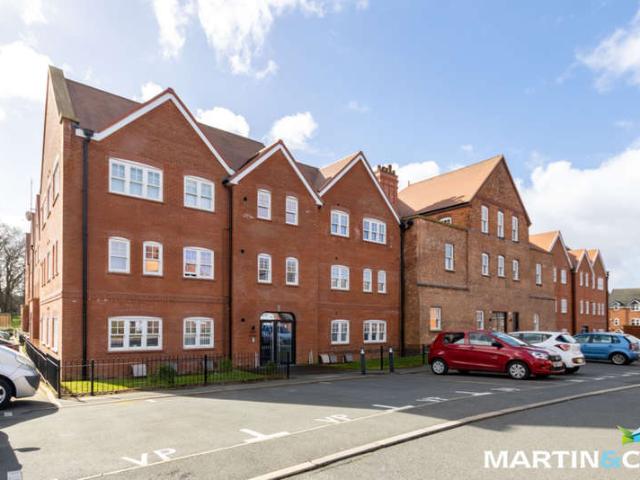1 Bedroom Ground Flat