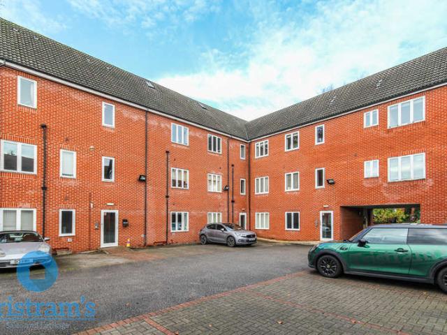 1 Bedroom Ground Flat