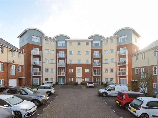 1 Bedroom Ground Flat