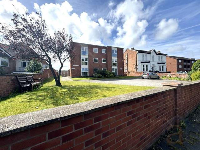 1 Bedroom Ground Flat