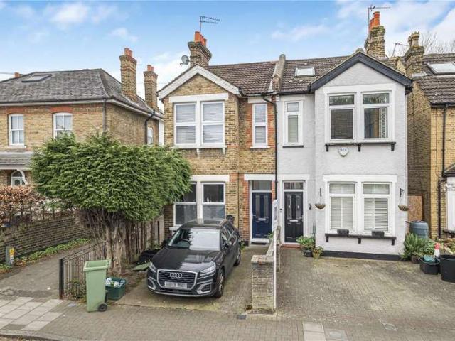 1 Bedroom Ground Flat