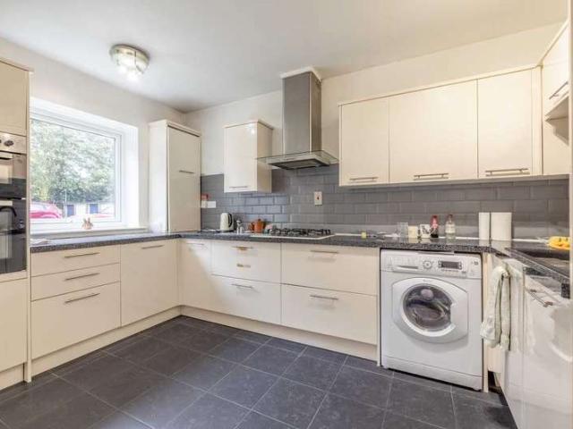 1 Bedroom Ground Flat