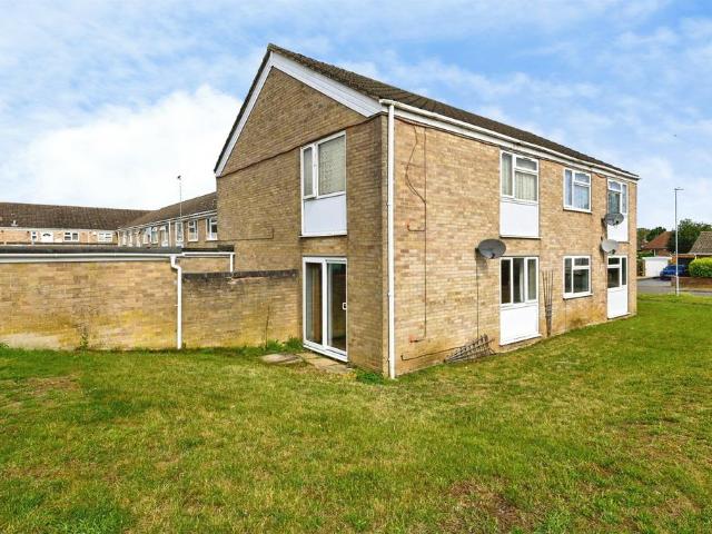 1 bedroom ground flat for sale