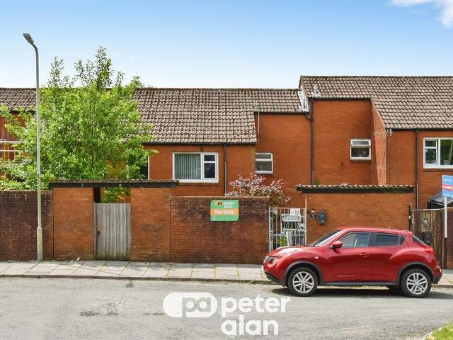 1 bedroom ground flat for sale