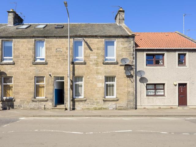 1 bedroom ground flat for sale