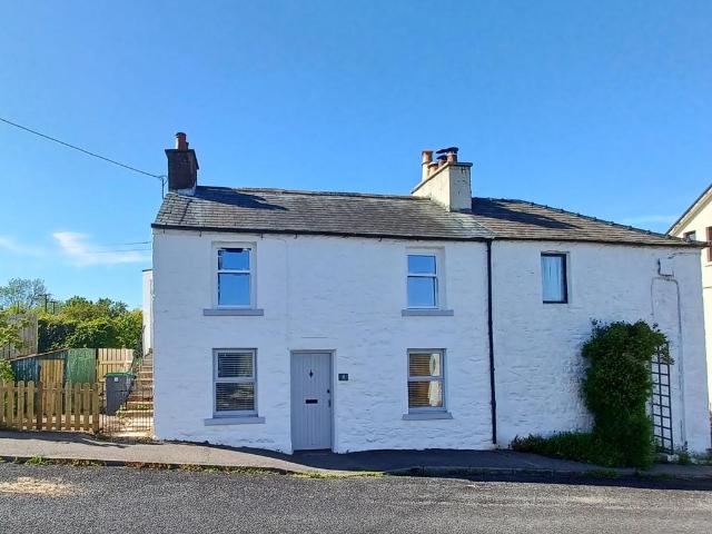 1 bedroom ground flat for sale