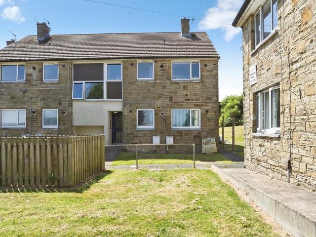 1 bedroom ground flat for sale