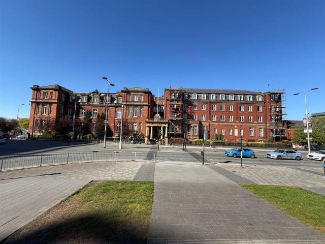 1 bedroom ground flat for sale