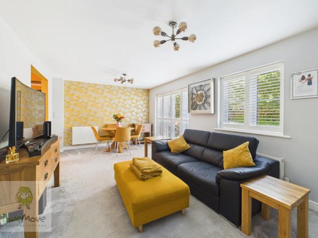 1 bedroom ground flat for sale