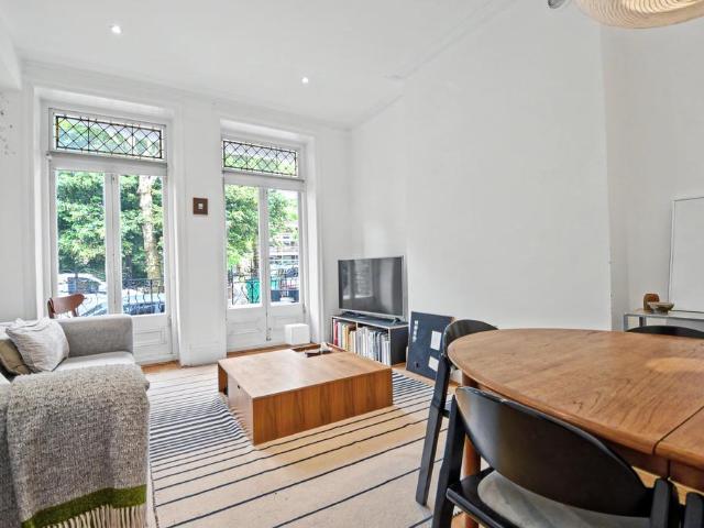 1 bedroom ground flat for sale