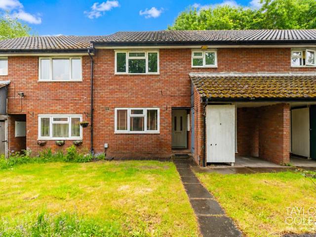 1 bedroom ground flat for sale