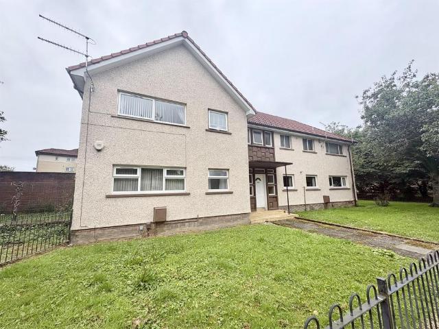 1 bedroom ground flat for sale