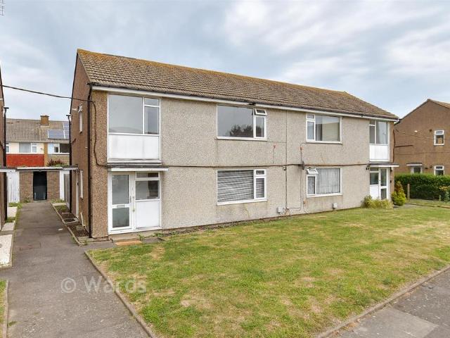 1 bedroom ground flat for sale