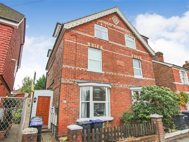 1 bedroom ground flat for sale