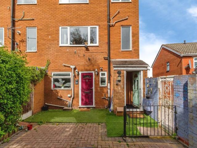 1 bedroom ground flat for sale
