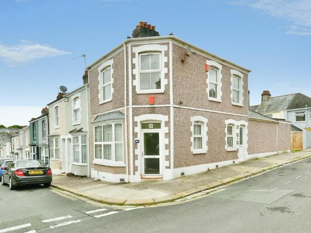 1 bedroom ground flat for sale