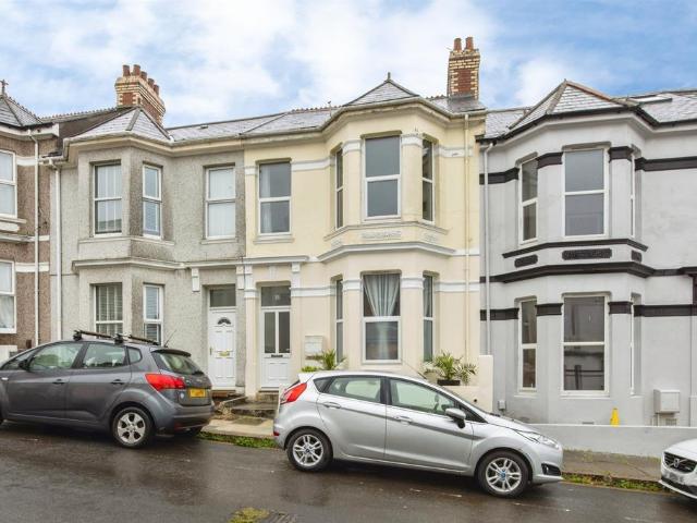 1 bedroom ground flat for sale