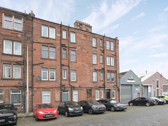 1 bedroom ground flat for sale