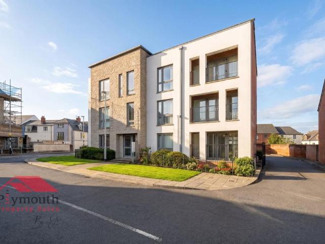 1 bedroom ground flat for sale