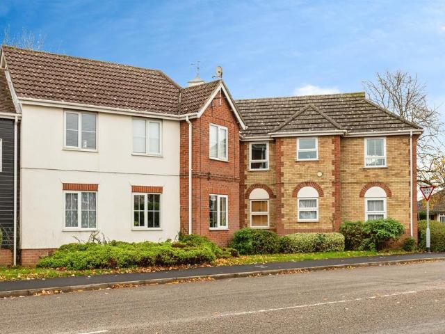 1 bedroom ground flat for sale