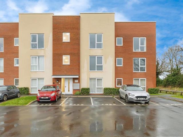 1 bedroom ground flat for sale
