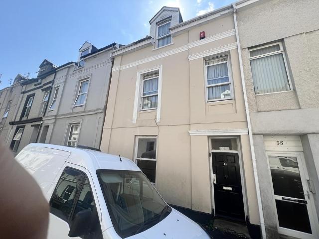 1 bedroom ground flat for sale