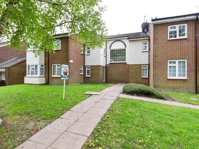 1 bedroom ground flat for sale