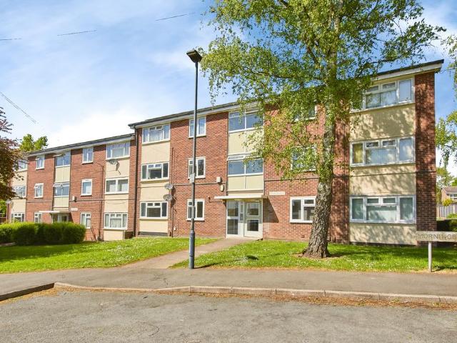 1 bedroom ground flat for sale