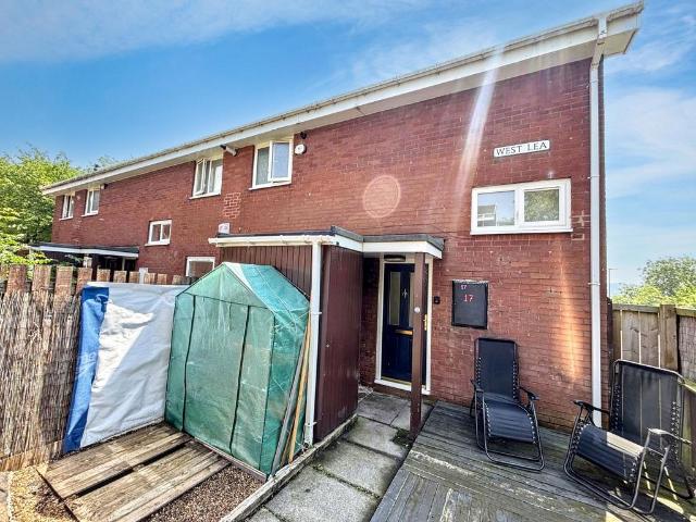 1 bedroom ground flat for sale