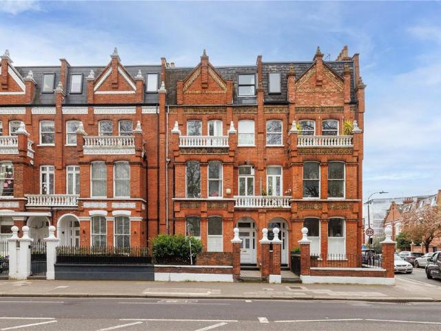 1 bedroom ground flat for sale