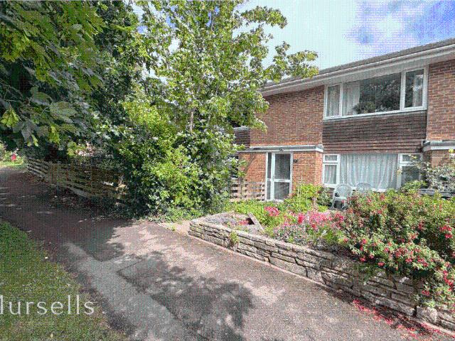 1 bedroom ground flat for sale
