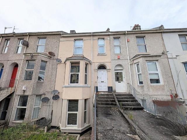 1 bedroom ground flat for sale