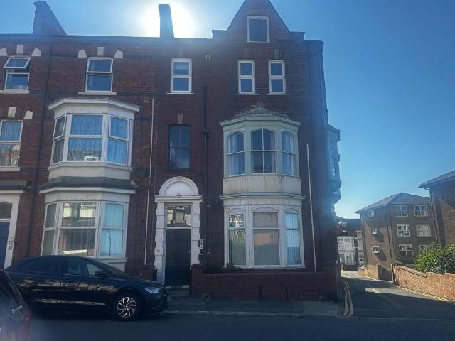 1 bedroom ground flat for sale