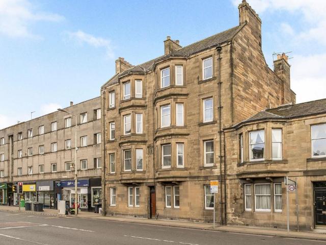 1 bedroom ground flat for sale