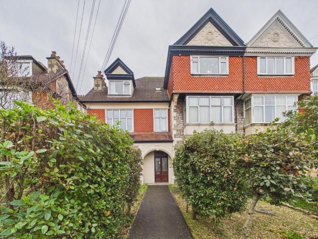 1 bedroom ground flat to rent