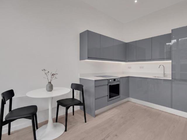 1 bedroom ground flat to rent